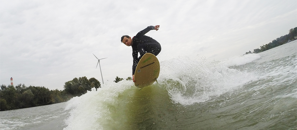 Awesome Autumn Surf - D A N U B E S U R F E R